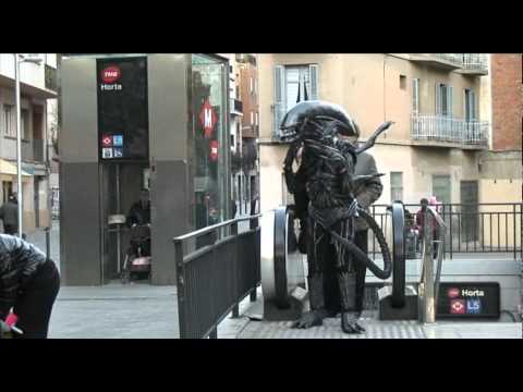 Alien vs. Predator en Barcelona - YouTube