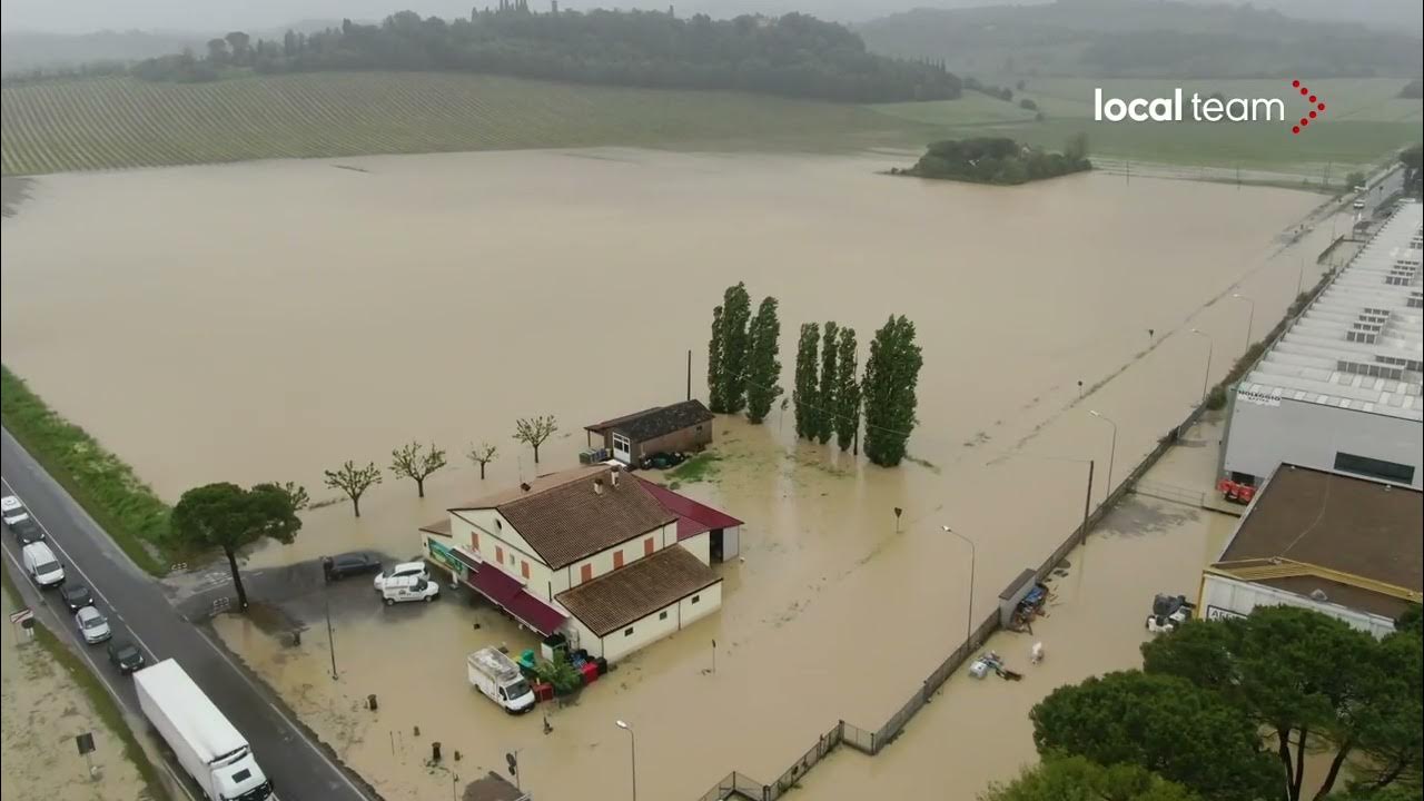 Alluvione in Emilia Romagna: strade e campi inondati, le immagini dal ...