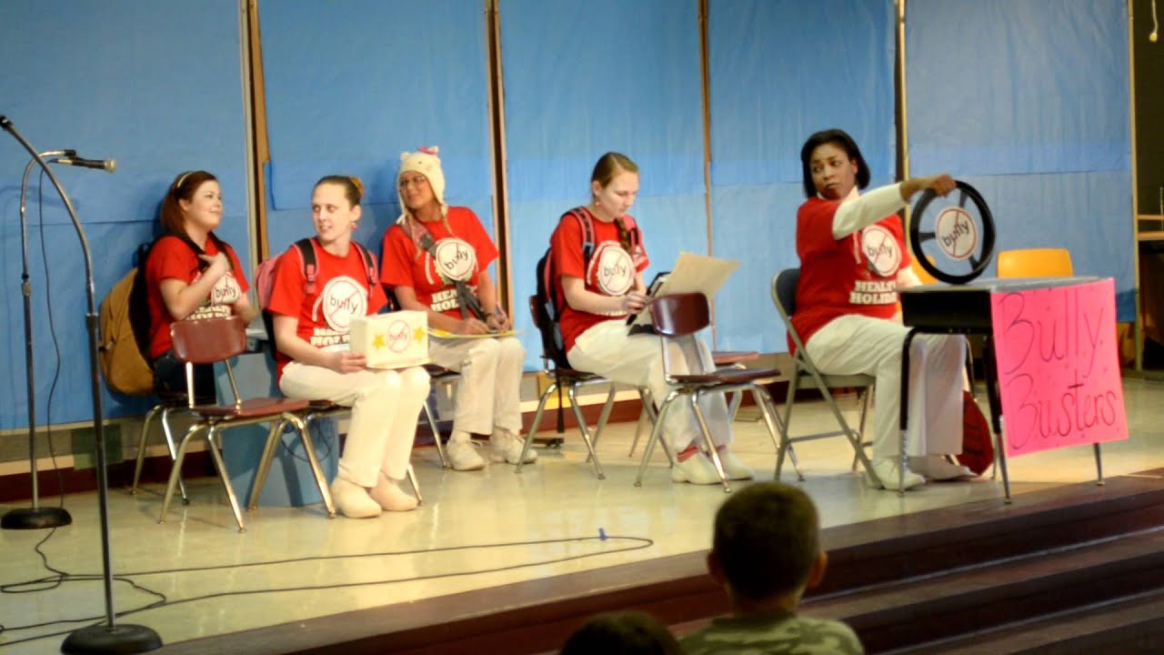BCC Nursing Students role playing at Bolivia Elementary School - YouTube