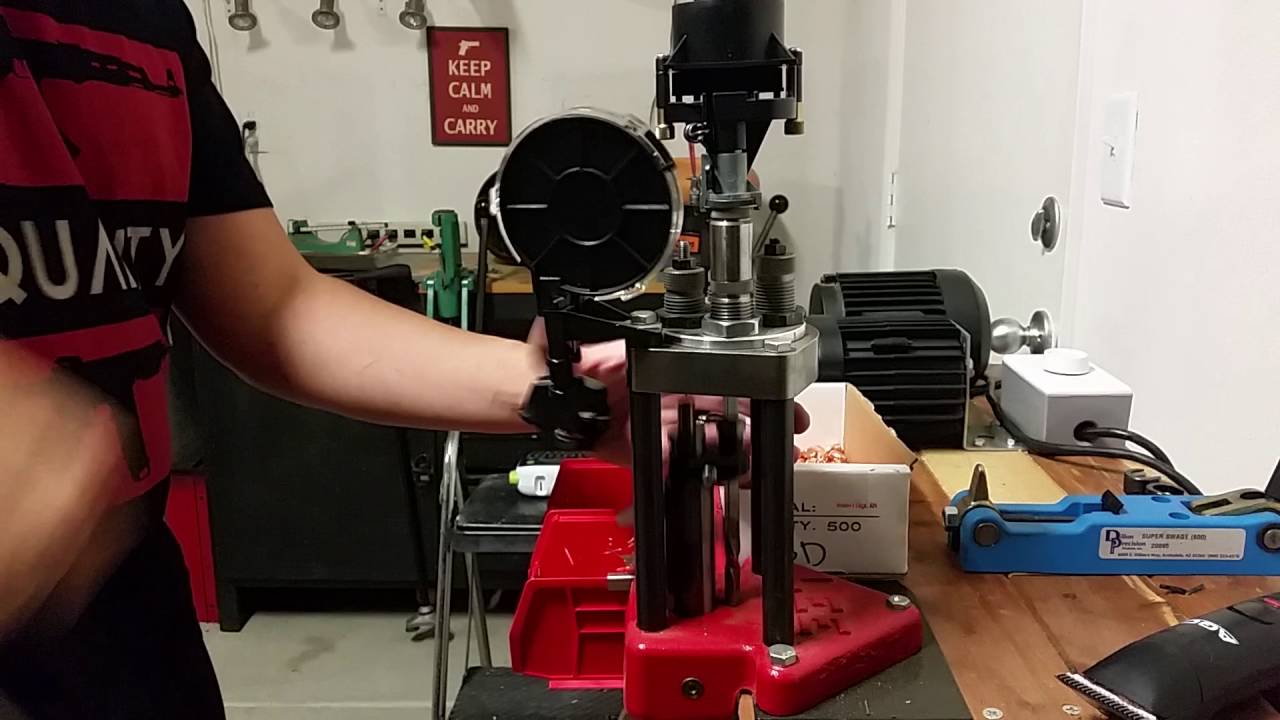 Lee Classic Turret Speed Loading 9mm - YouTube