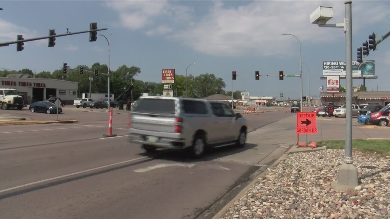 Emergency Closure of Westbound Lane of Gordon Drive Viaduct to End ...
