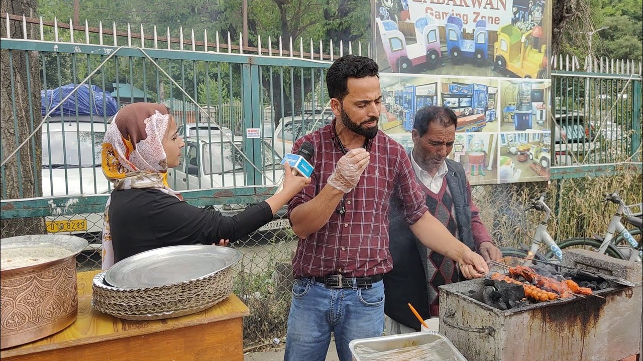 Rafeeq’s Innovation in barbeque draws massive Crowds to Kashmir’s ...