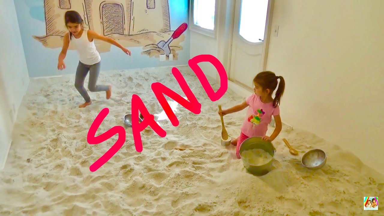 LEARN COLORS ️ ROOM FULL OF SAND ️ Fun Indoor Beach Party ️ DIY Sandbox ...