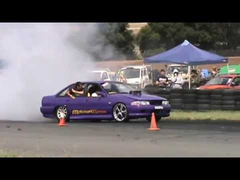 34 VPV 62C HOLDEN VP V8 COMMODORE BURNOUT AT BUNROUT WARRIORS 8 13 12 ...