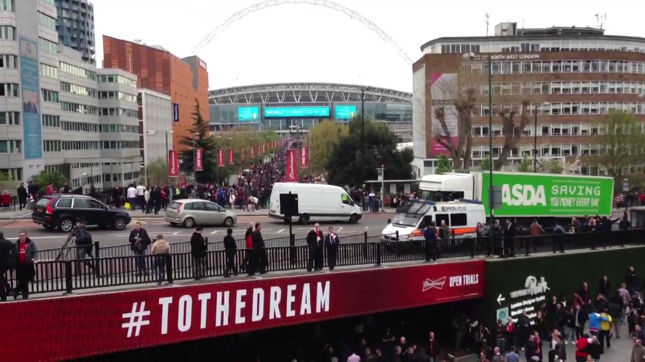 Wembley - walking into stadium - YouTube