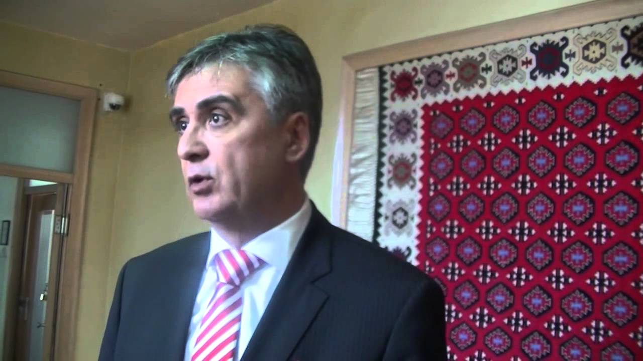 Milos Rajkovic (Poseta Pirotu 16.01.2015.) - YouTube