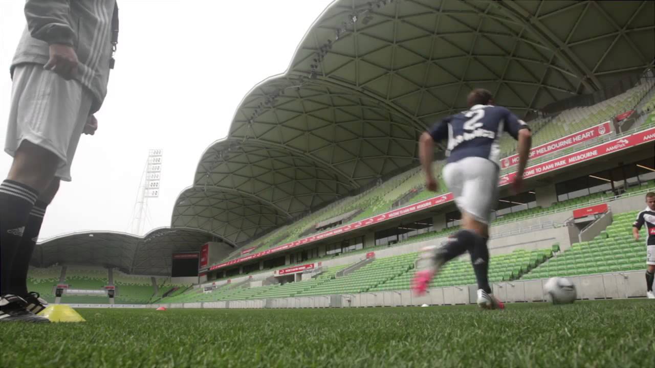 Coerver Drills: The Slap Cut - YouTube