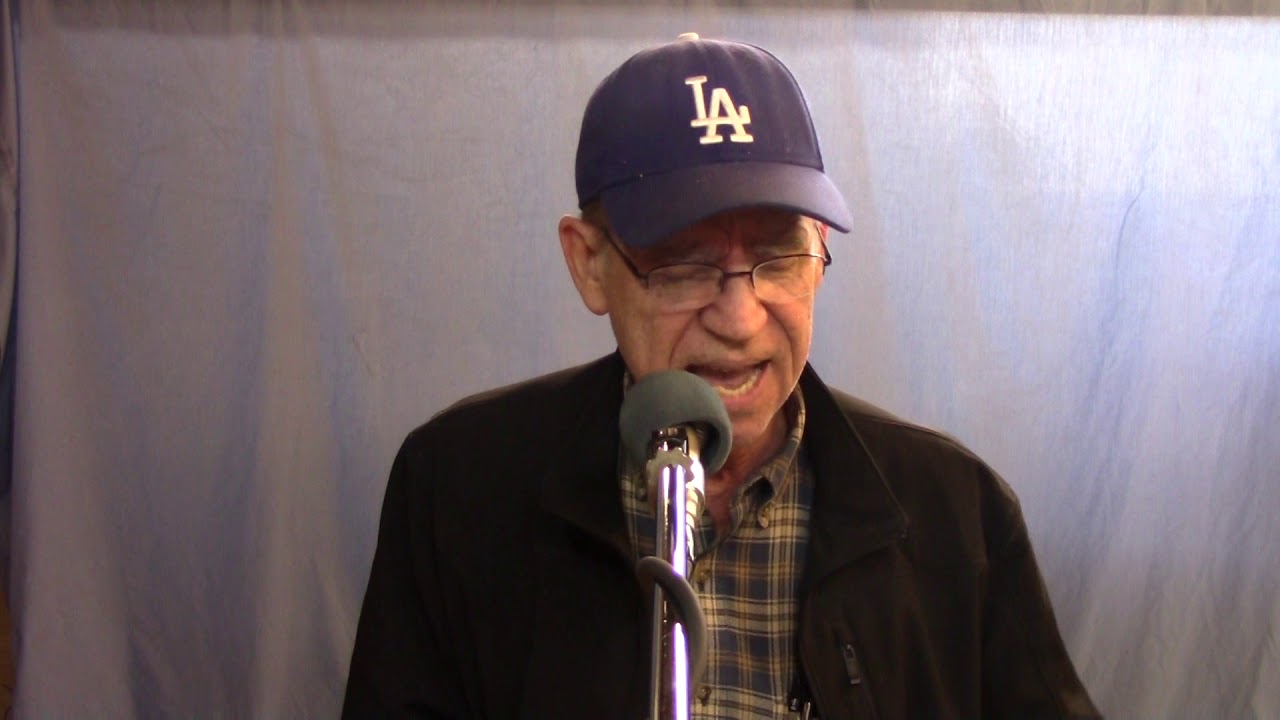 Mark The Key Man Plays Give Me A Steinway - YouTube