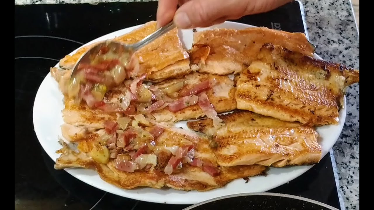 Trucha a la plancha con una guarnición ..... - YouTube