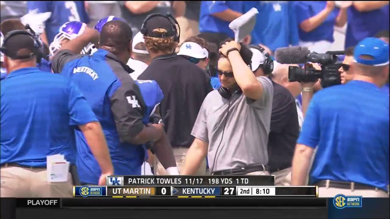 Blake Bone’s First Wildcat Touchdown - YouTube