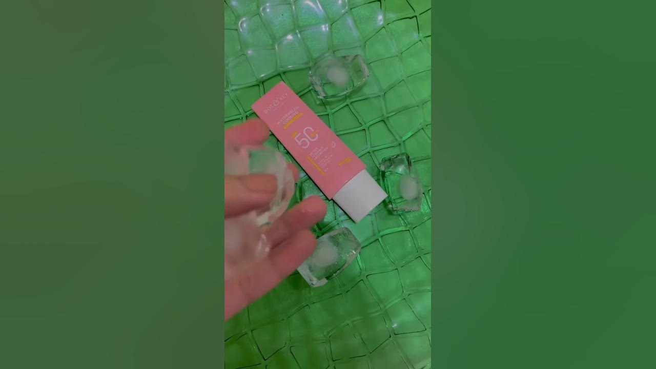 Review Dot And Key Watermelon Cooling Sunscreen sunscreen dotandkey review-dot-and-key-watermelon-cooling-sunscreen-sunscreen-dotandkey