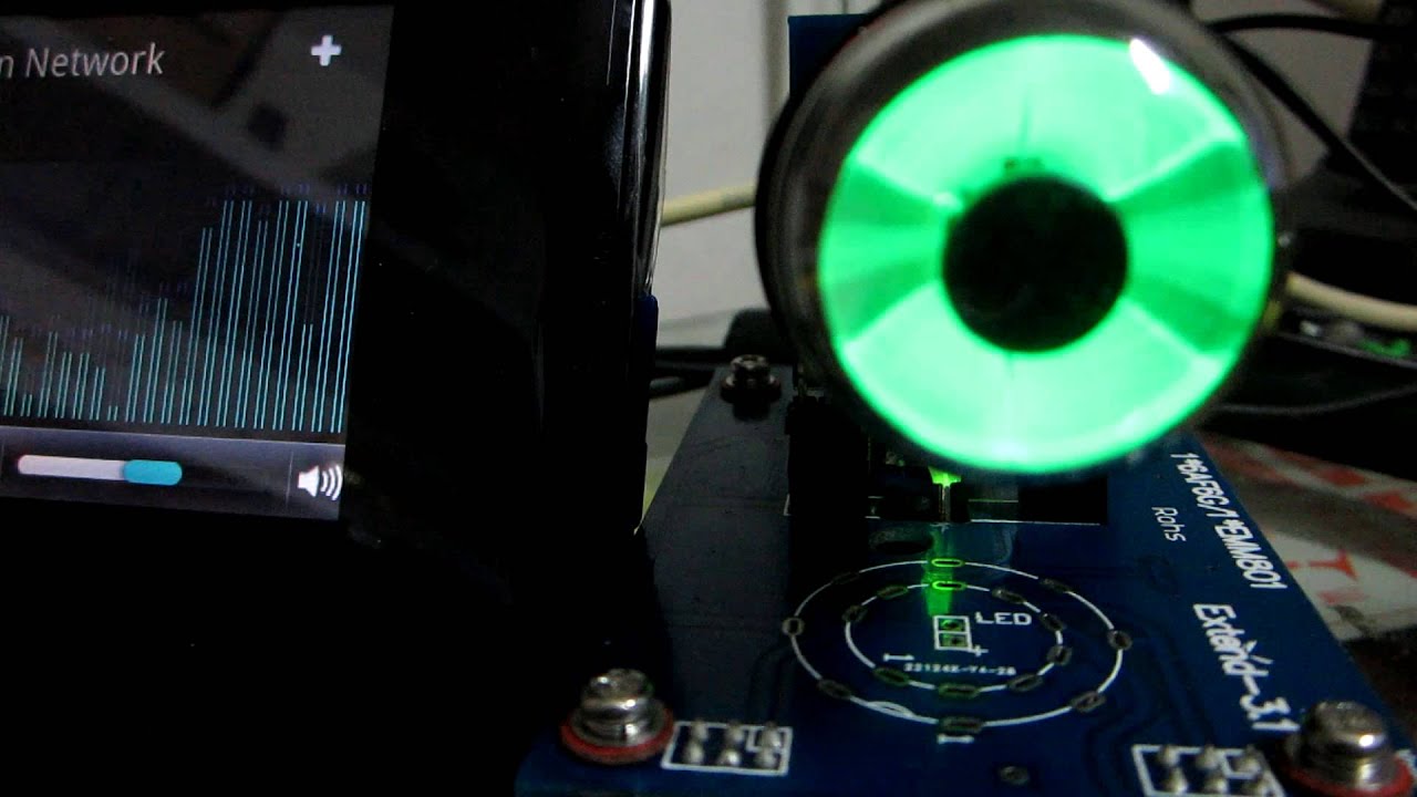 6af6g stereo magic eye uv meter - YouTube