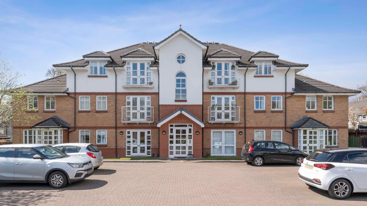 Clober Road, Milngavie, Glasgow, G62 7SU - YouTube