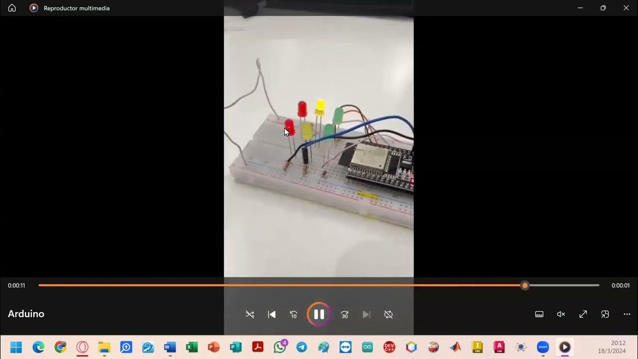Programacion de un semaforo en ESP32 con Arduino y Micropython - YouTube Programacion de un semaforo en ESP32 con Arduino y Micropython - YouTube