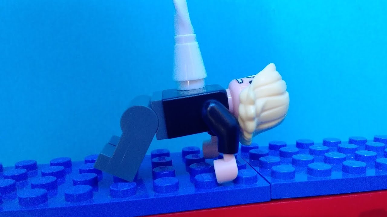 Lego Gwen Stacy Died - YouTube