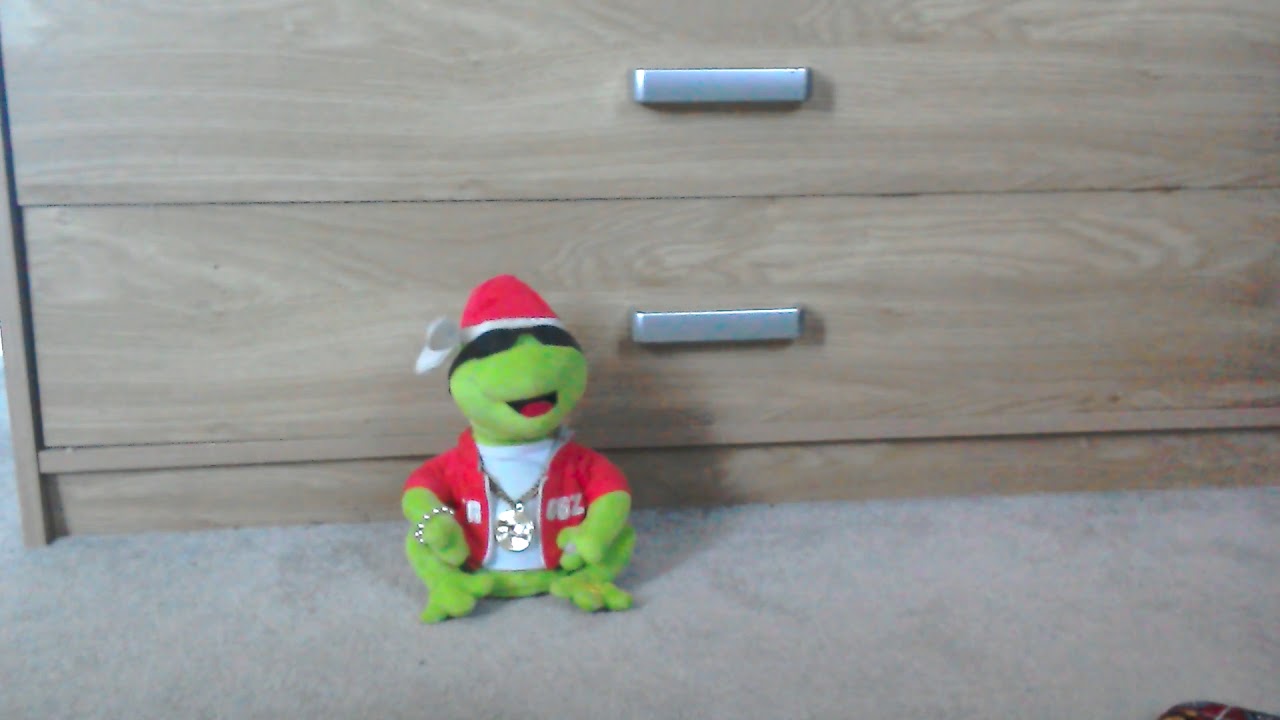 Gemmy Industries yeah frogz - YouTube