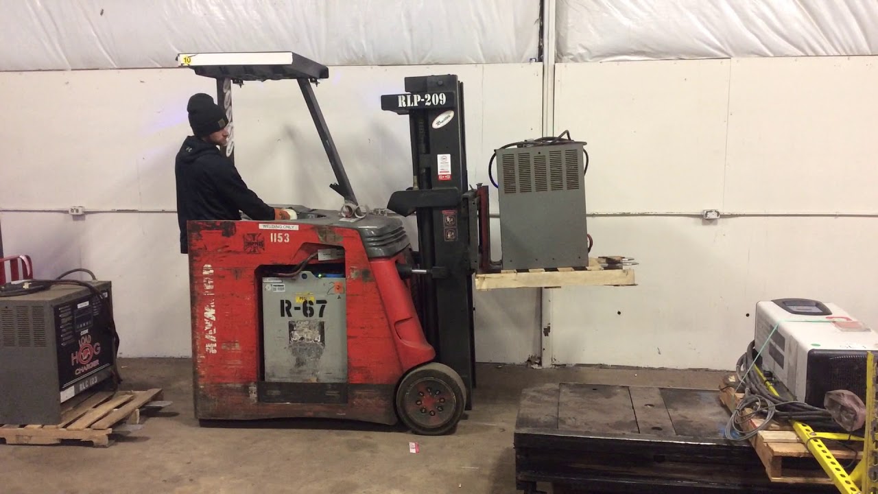2000 Raymond R40-C40TT stand up electric forklift | For Sale | Online ...
