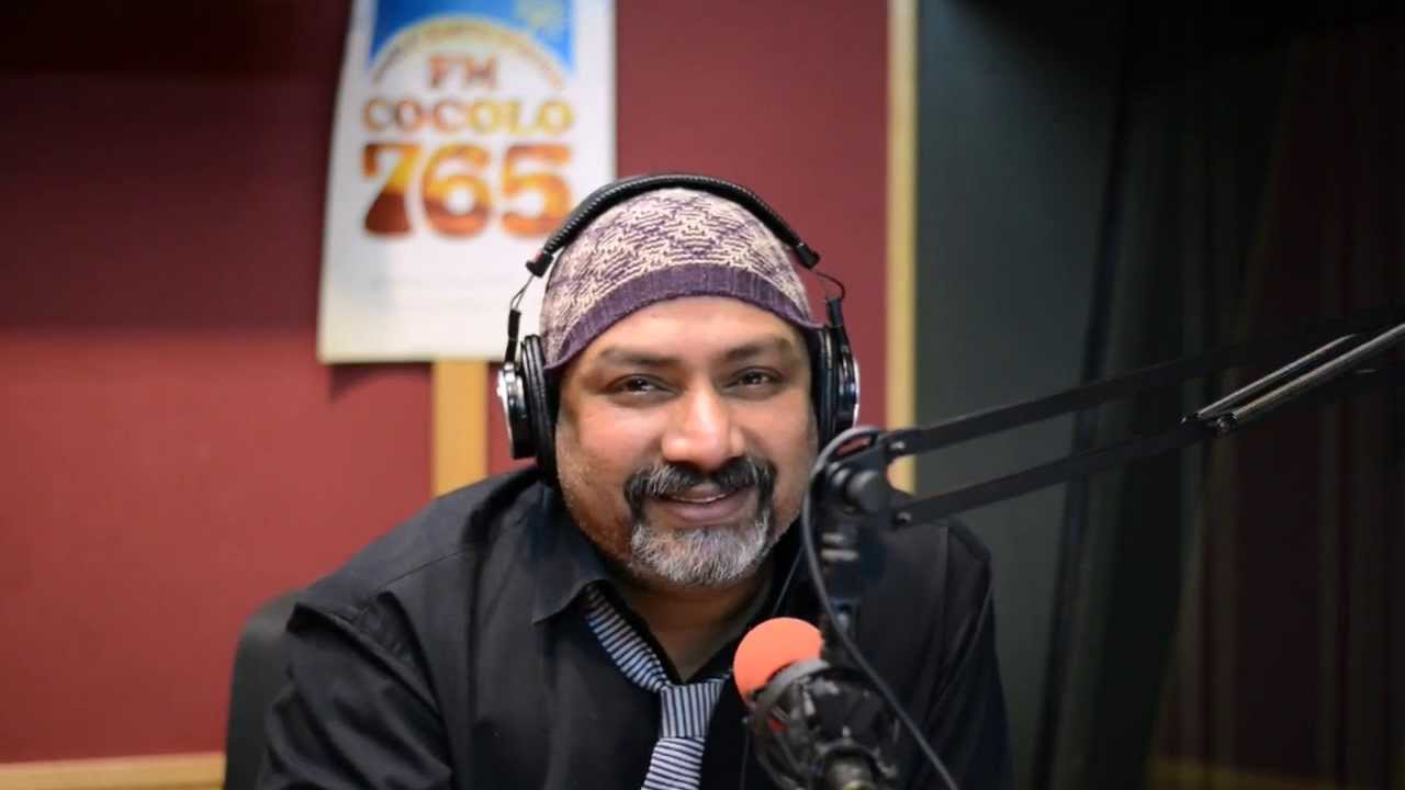 FM COCOLO/Multilingual FM Radio - YouTube