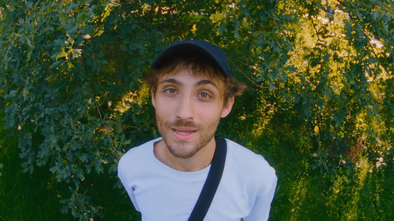 Chris James - Oh My God (Official Music Video) - YouTube