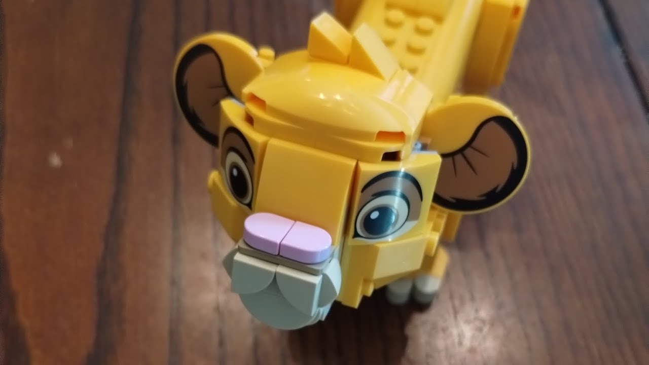 Building the Lego Simba the lion king cub set 43243 - YouTube