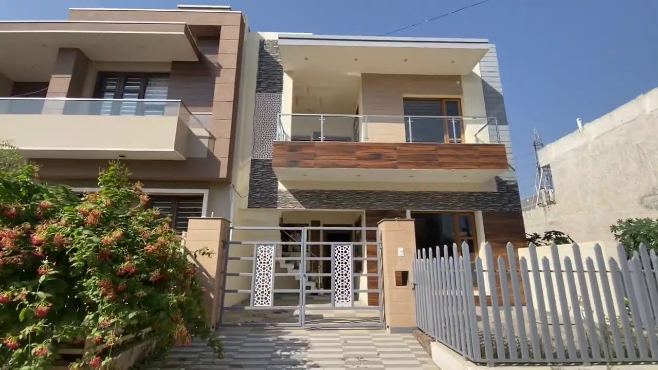 Independent Kothi 139 SQ.YD | Double Story House | 3 Bedroom 2 Kitchen ...