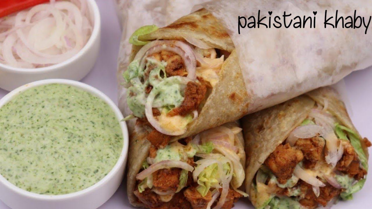 Karachi Paratha Roll | Street Food | Chicken Paratha Roll | Pakistani ...