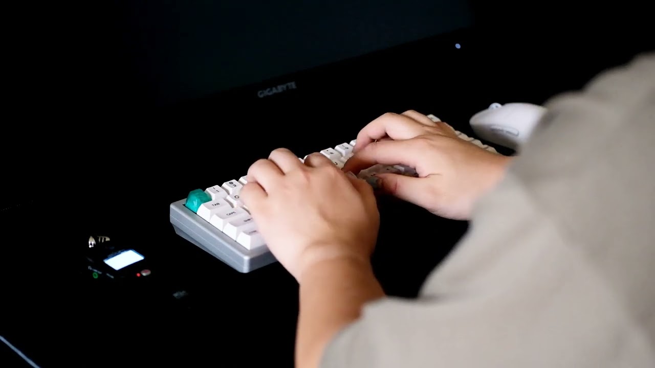 Nascent Keyboard Sound Test - YouTube