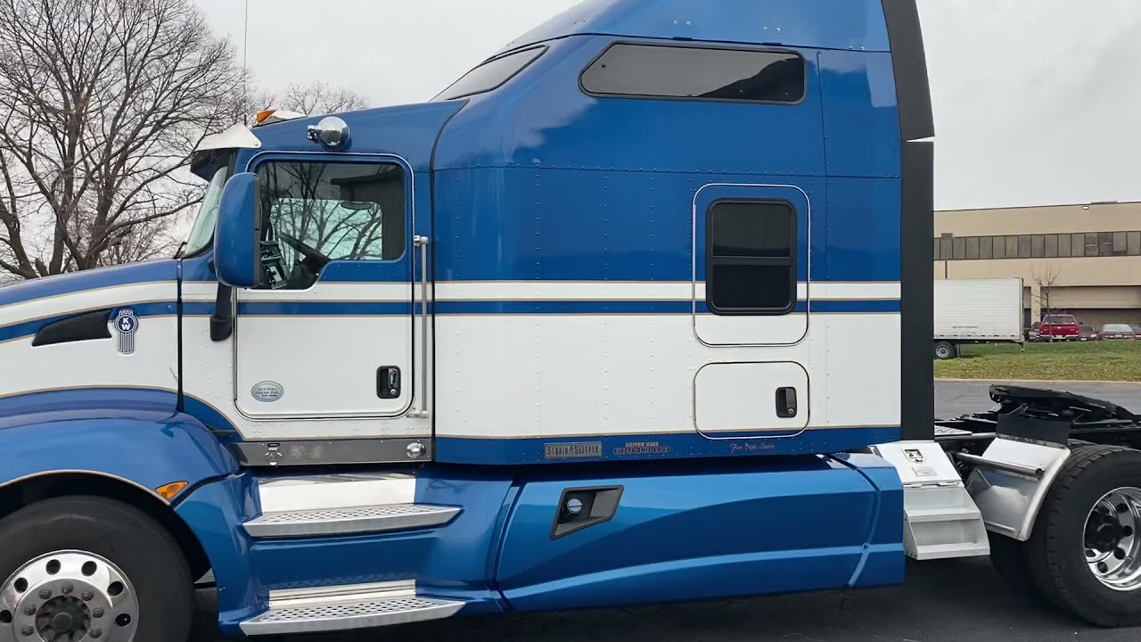Kenworth T660 Studio Sleeper