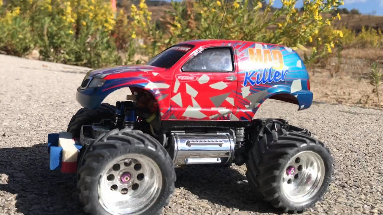 Mad Killer Moster Truck Mini-Z 1/28-170mm. Club Rc.Malaga. Pista de ...