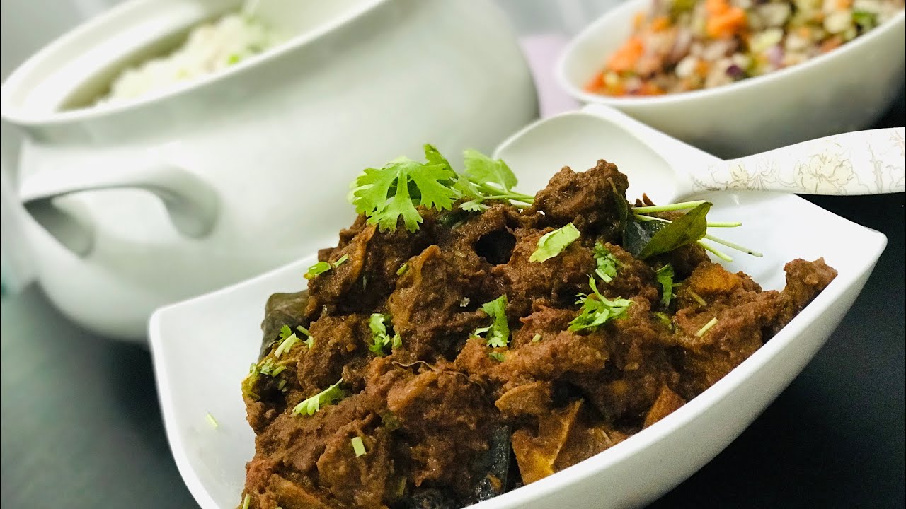 Kasargodan Spicy Beef palli Curry ♨️/ കാസർഗോട് പള്ളി കറി | Moms Food ...