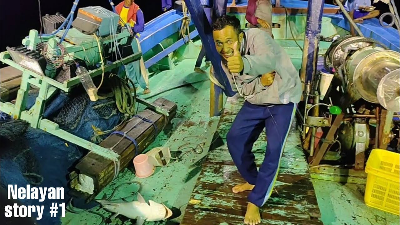 Mancing Ikan Di Tengah Lautan - Nelayan Tradisional Rembang - Nelayan ...