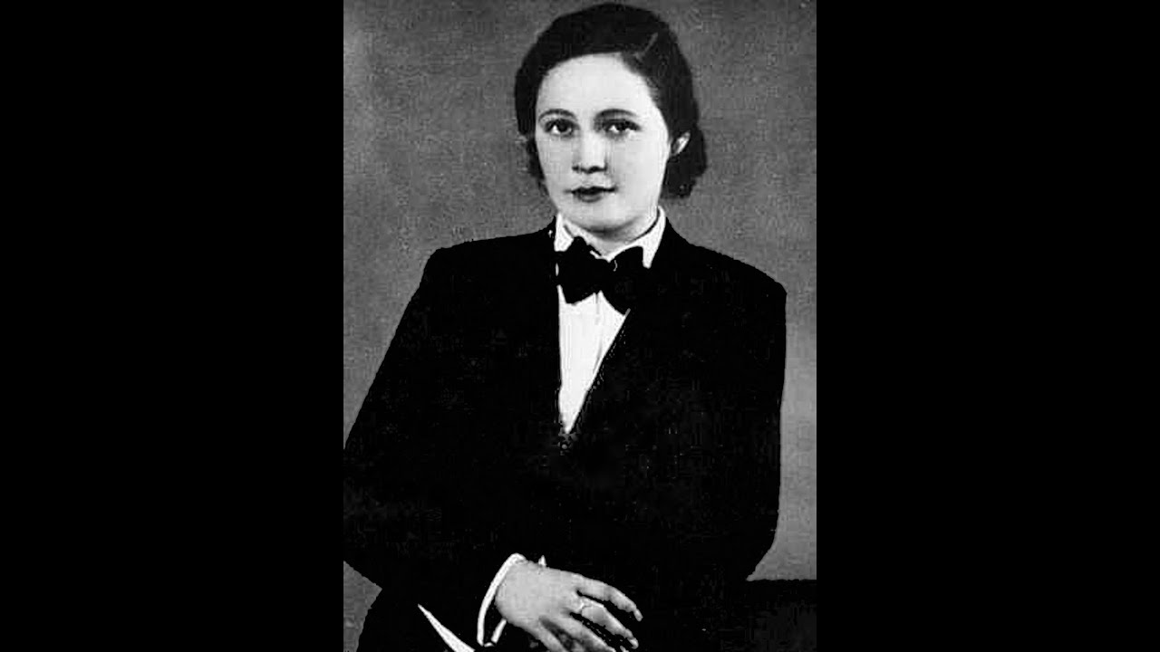 Vítězslava Kaprálová: "April Preludes", No. 3, "Andante semplice" Paul ...