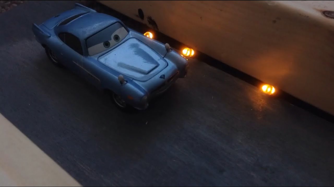 Cars 2 Oil Rig Escape