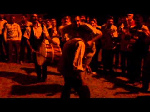Arguvan Kızık Köyünde Çekirge (Sadık Emir(Yılanoğlu))