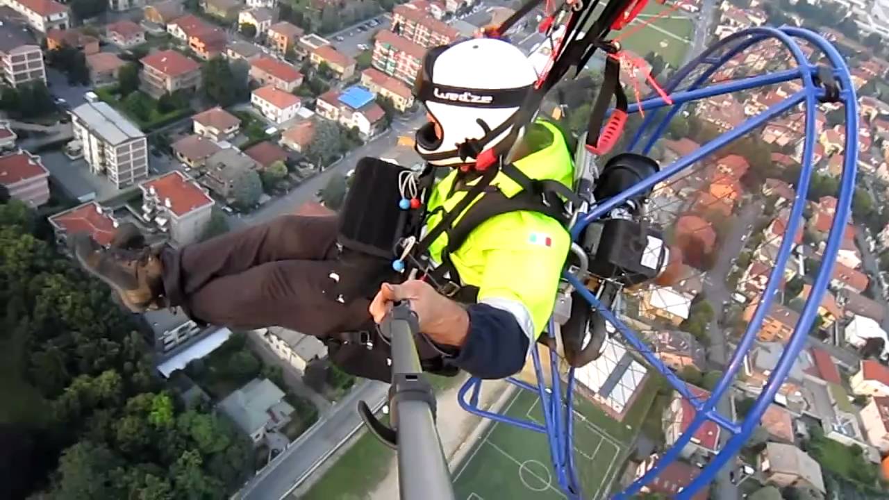 fly over Senago. Italy, pilot Marco Tosolini , engine Polini Thor 100 ...