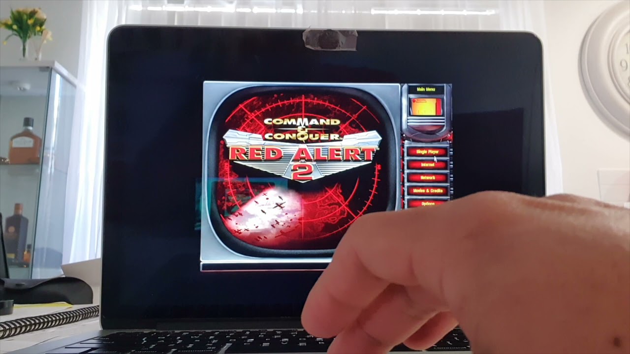 Teaser: Red Alert On Windows XP Virtual Machine - YouTube