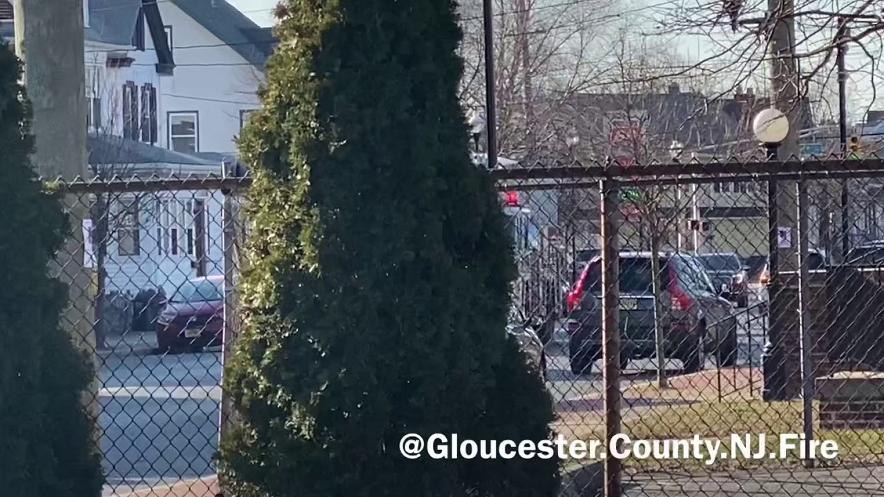 Gloucester City Quint 51 responding - YouTube