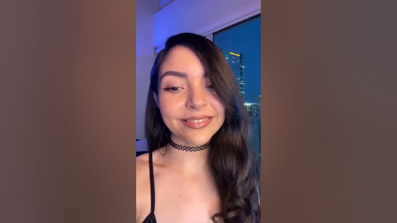 Camsoda~1587427639~17863898263809767~1 Youtube