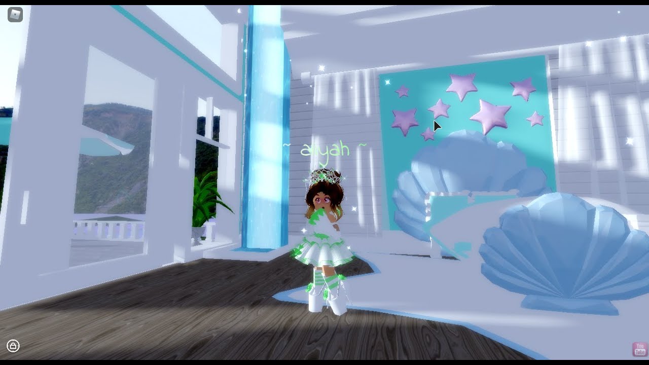 I JUST BOUGHT THE SHADOW SET AND BAT- MO- HEELS! (Royale High) - YouTube