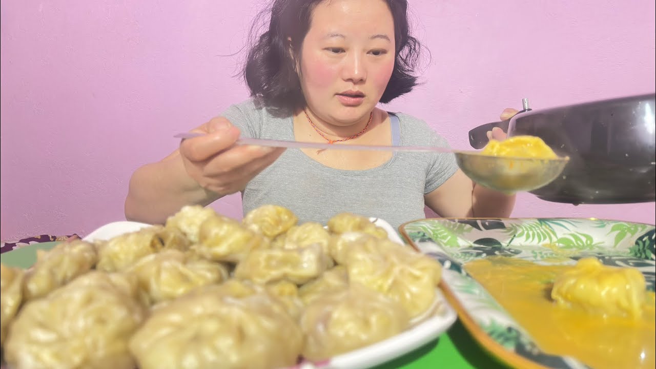 First time 40+chicken momo challenge - YouTube