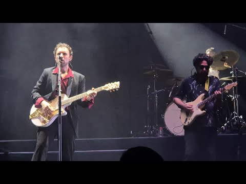 Adamlar - E Tabi / live @ Zorlu PSM / 04.04.26