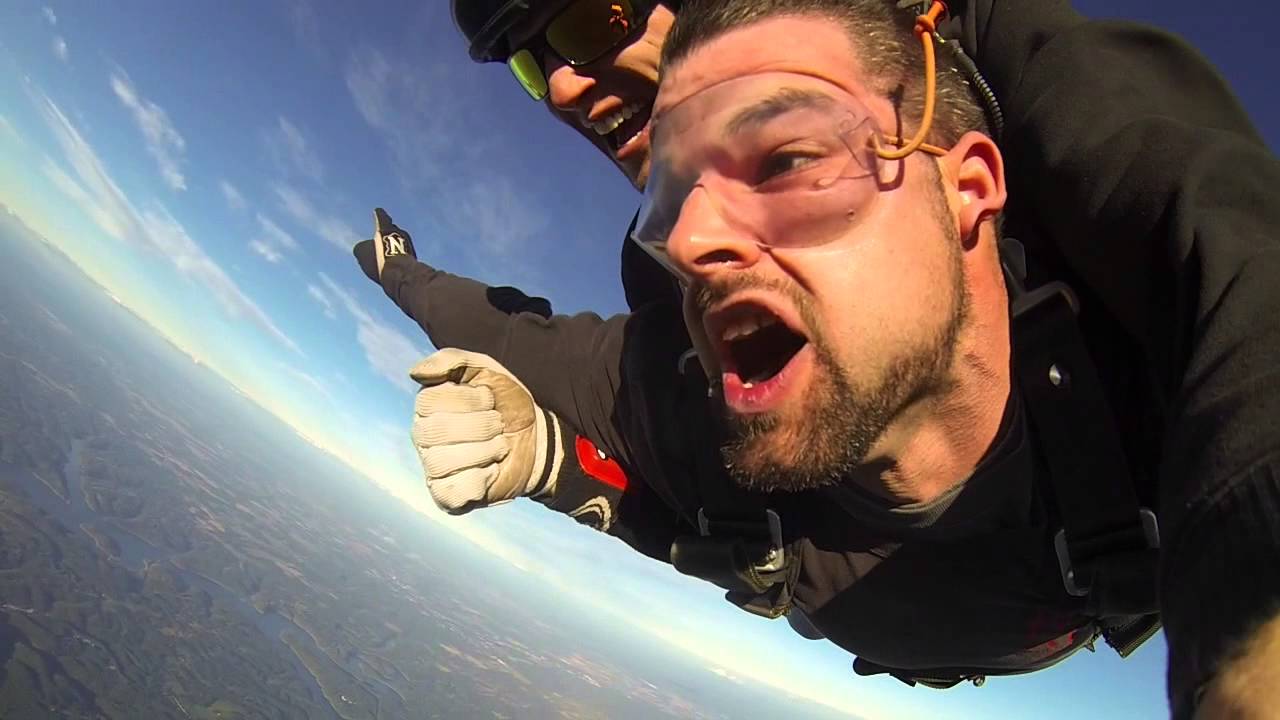 Skydive Tennessee Tim - YouTube