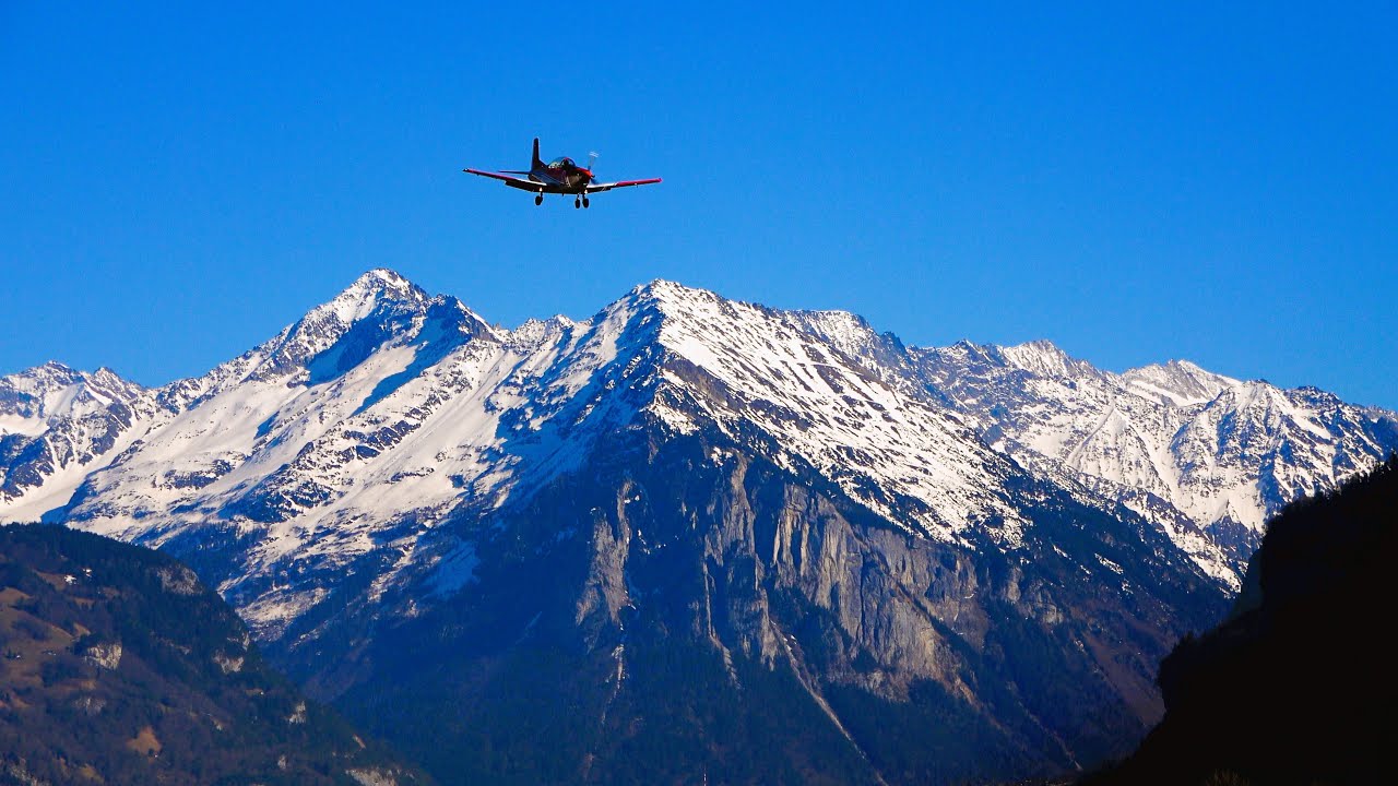 VERY Steep Approach to Meiringen Air Base by Swiss Air Force PC-7 [4K ...