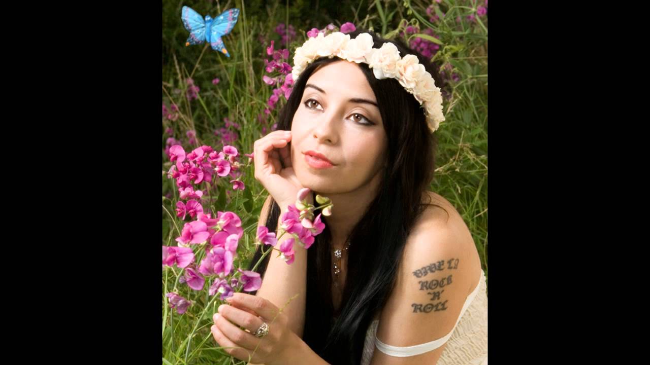 Kelli Ali - One day at the time - YouTube