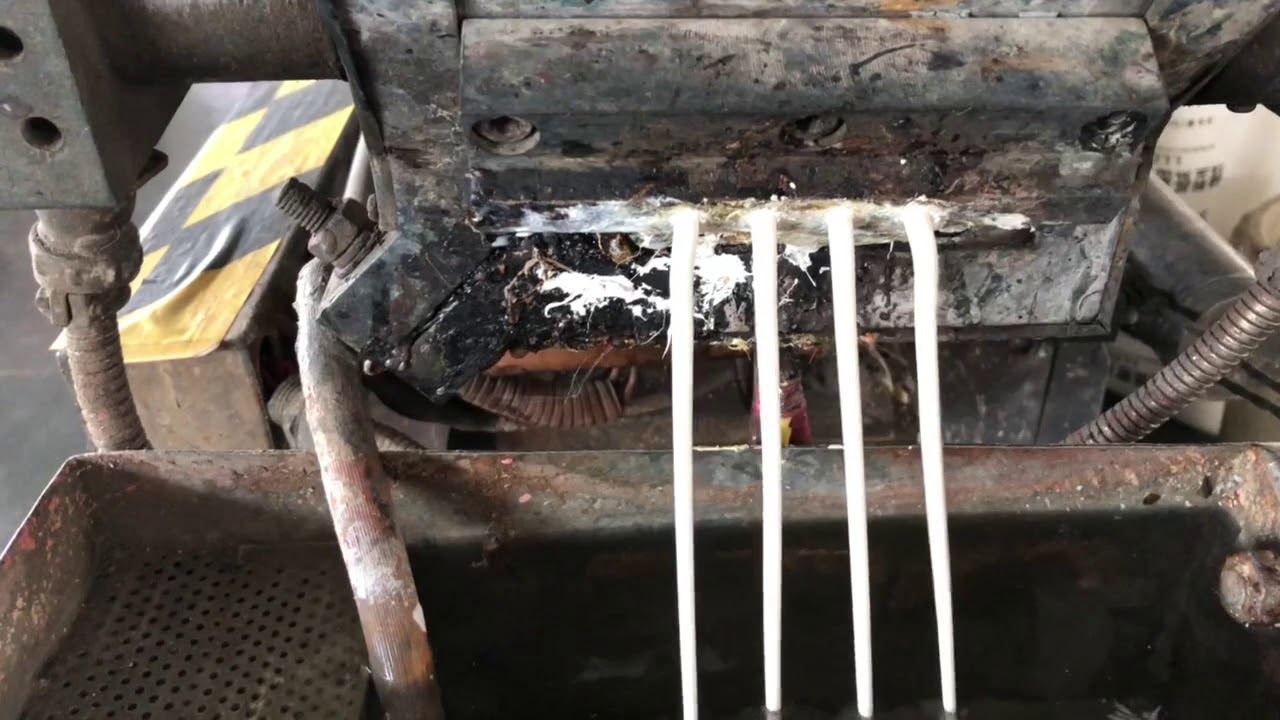 white masterbatch Production process - YouTube