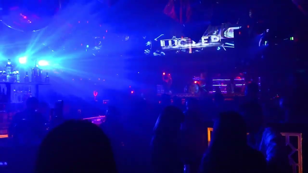 Lucifer Disco, Pattaya - YouTube