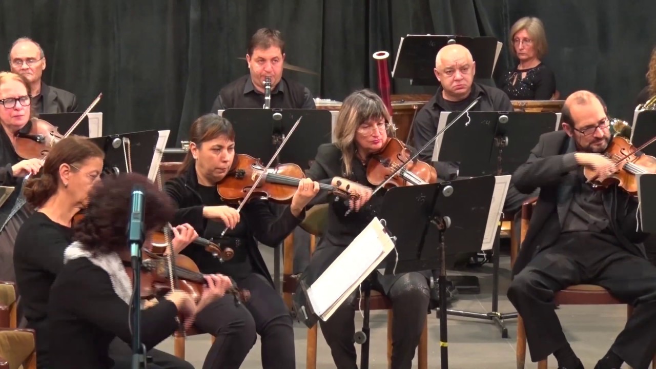 Adeste Fideles - Alex Zografov, piano - YouTube
