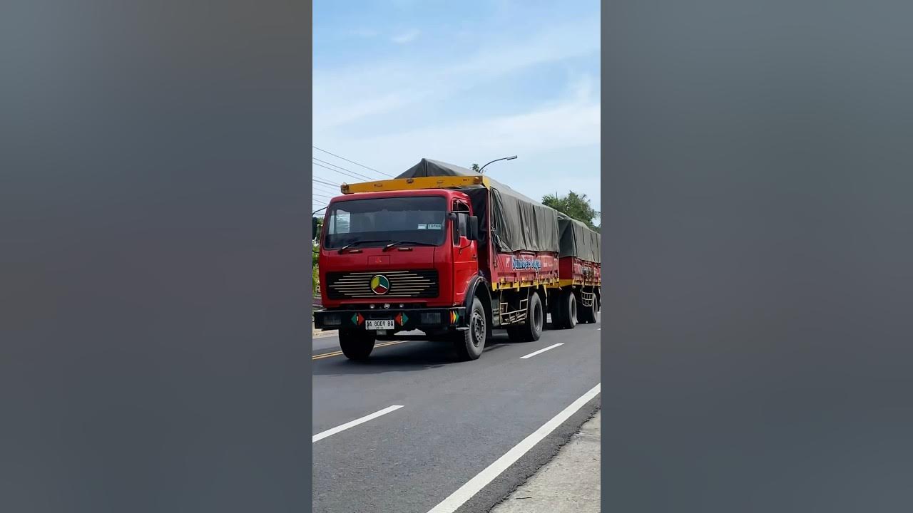 TRUK GANDENG PANJANG MUATAN SANGAT BERAT MELAJU SAMPAI OLENG #shorts #trending #subscribe - YouTube