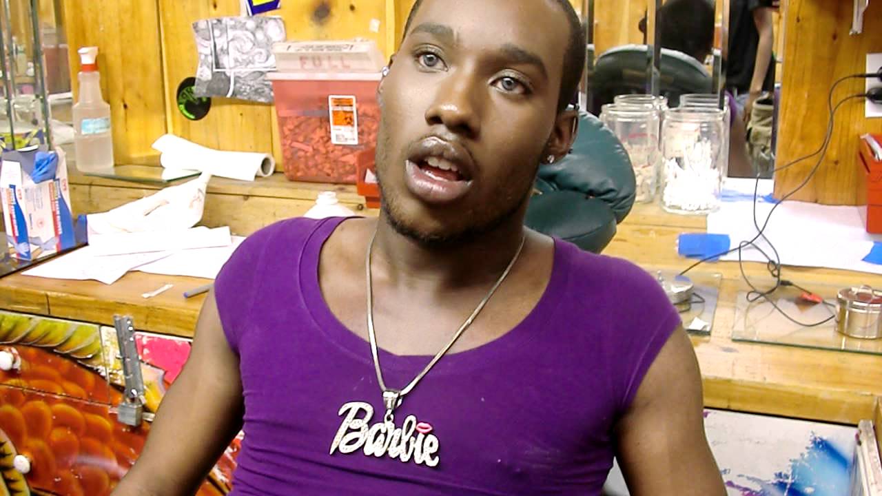 prince j hip piercing part 2 - YouTube