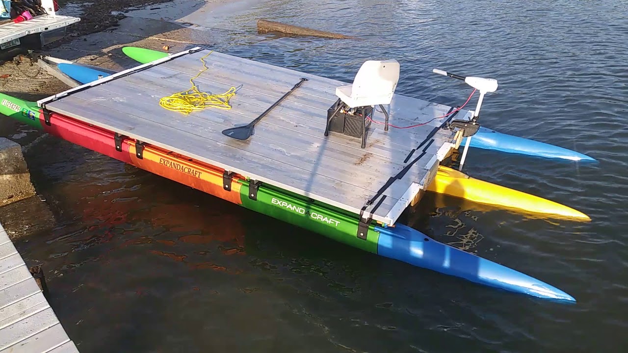 21 ft modular tri toon that fits in the bed of a pick up truck. - YouTube